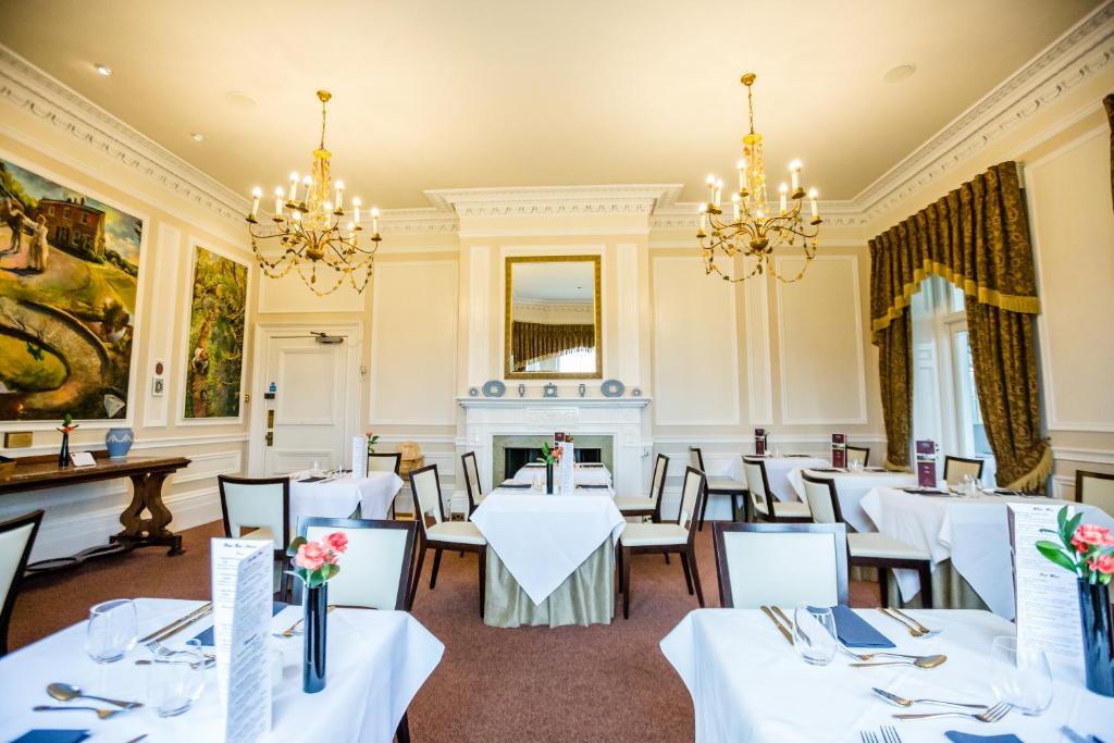 Restaurant in Barlaston Stoke on Trent - The Upper House